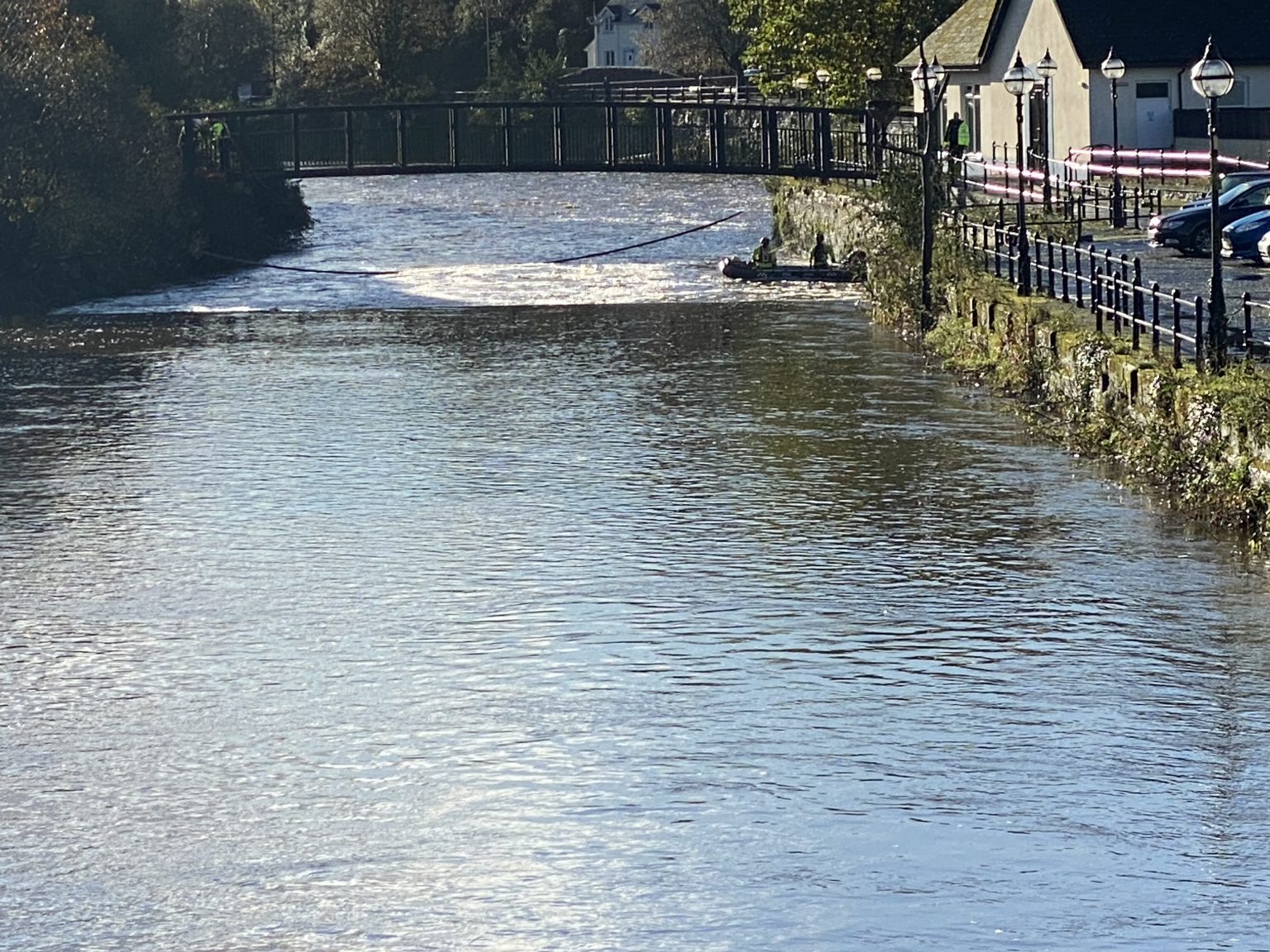 Huge rescue operation after paddle boarders go missing in River Cleddau ...