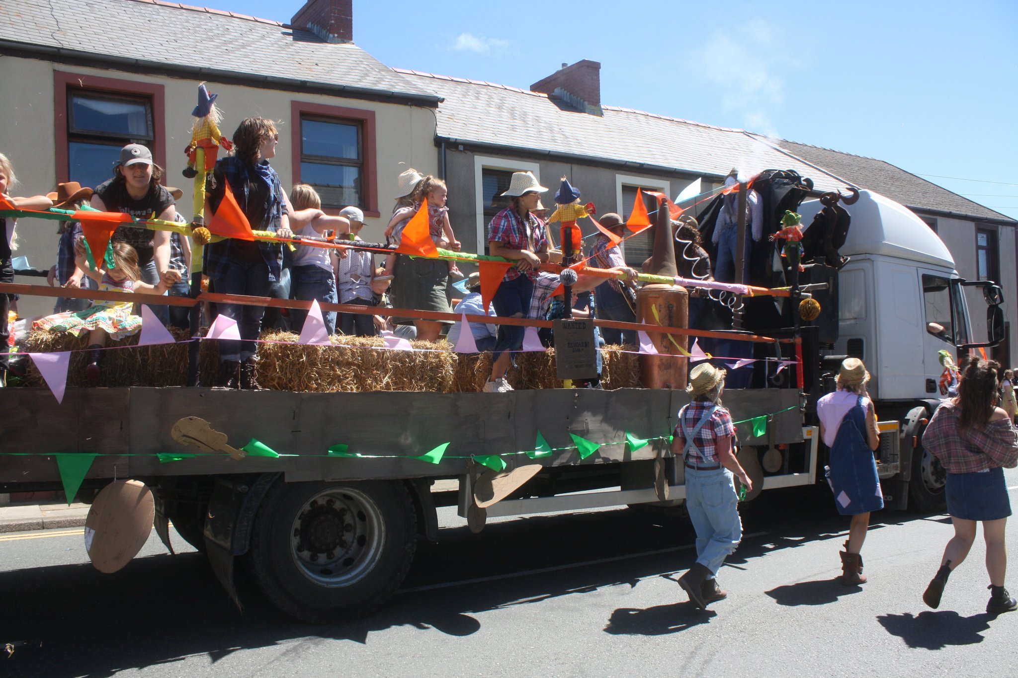 Neyland puts on spectacular carnival as town celebrates 100 years – The ...