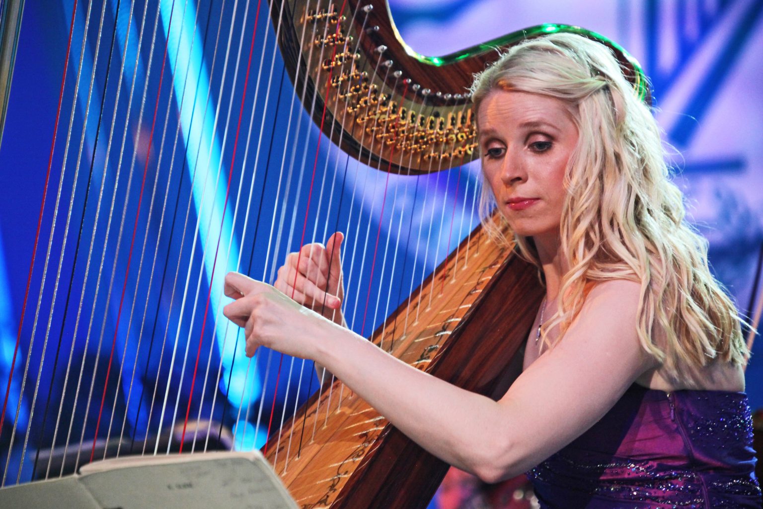 Ex-royal harpist Claire helps pull strings to inspire new generation ...