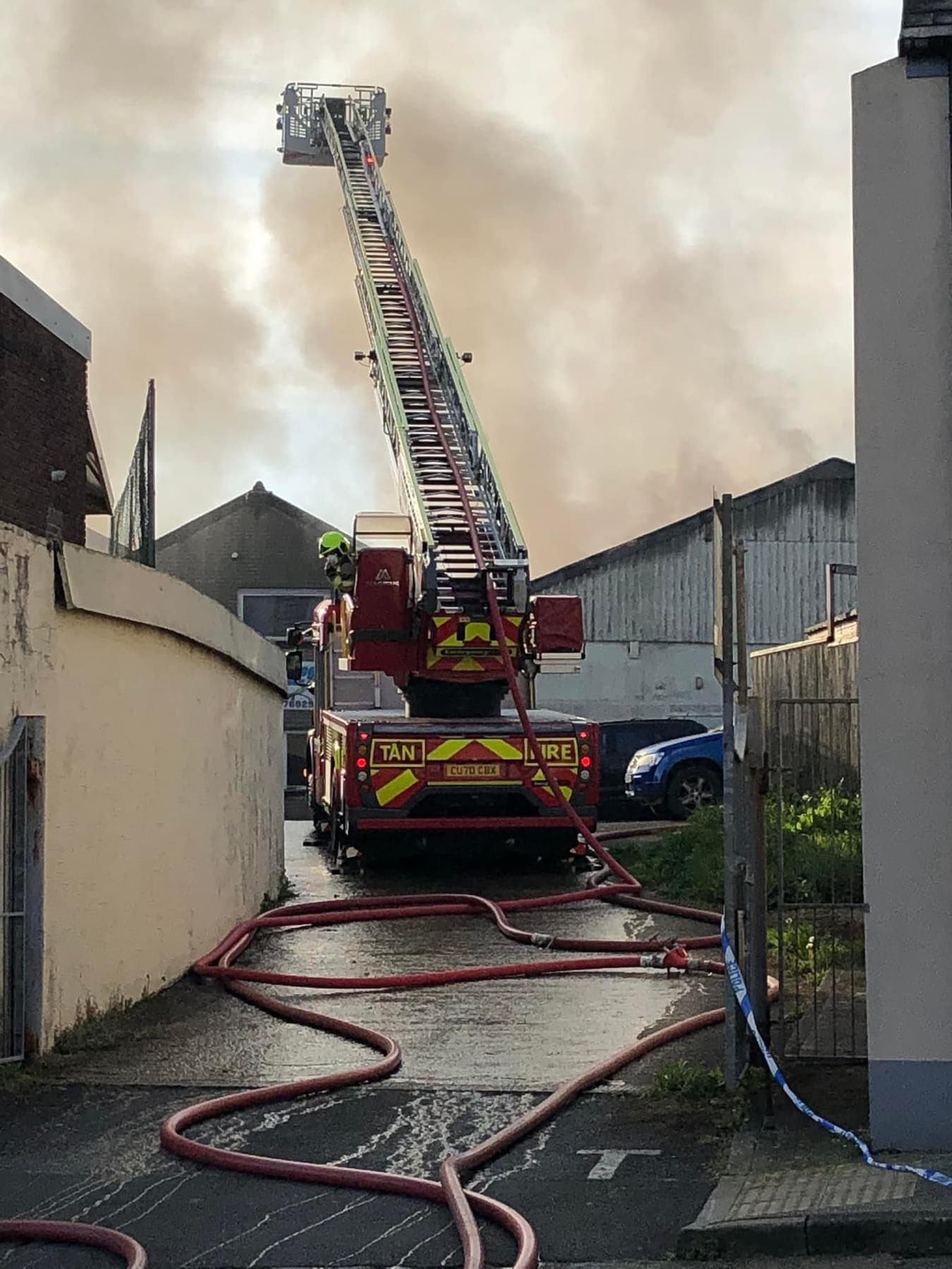 Explosions from structure fire rock centre of Haverfordwest – The ...