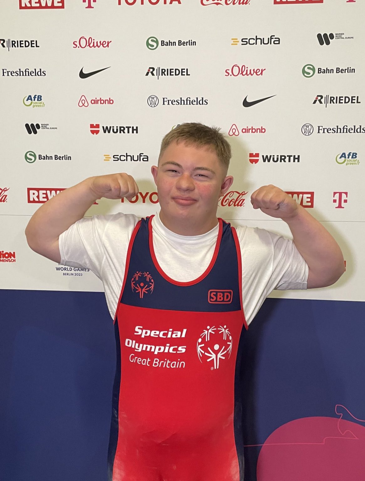 Pembrokeshire athlete wins Gold at Special Olympics World Summer Games ...