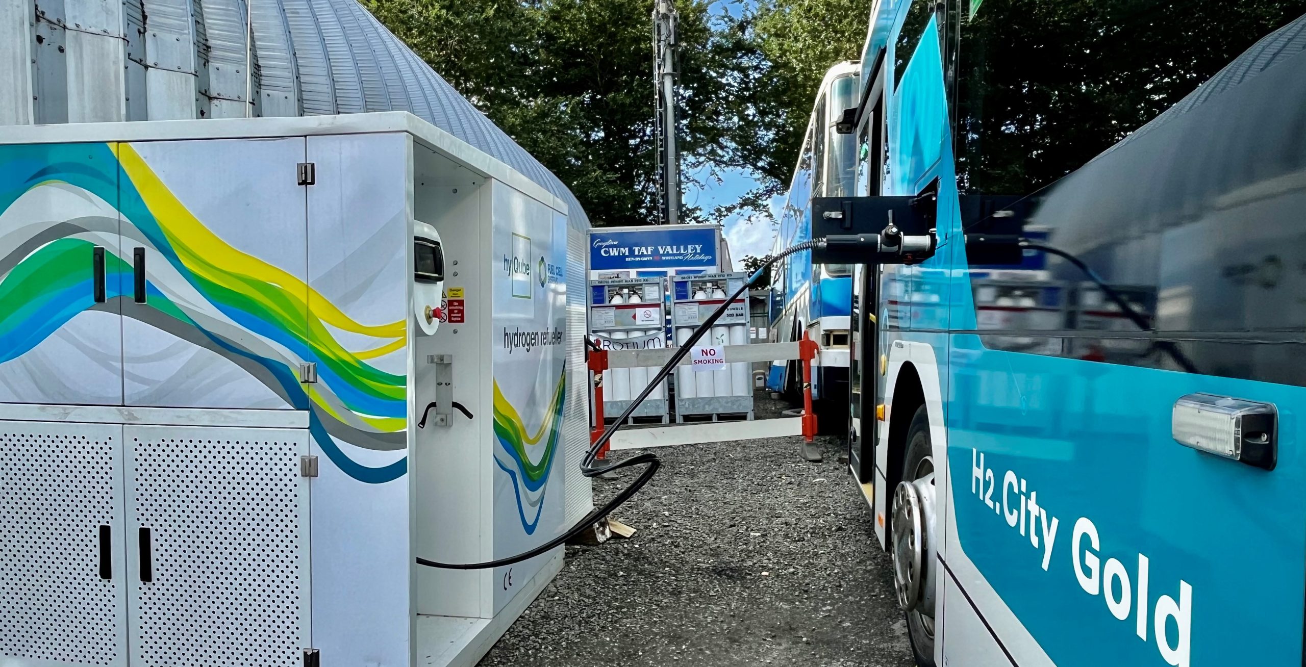 Hydrogen-bus-refuelling – The Pembrokeshire Herald