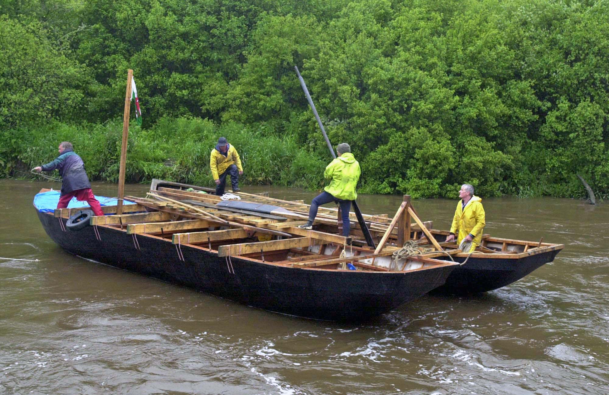 THE BLUESTONE BEING TRANSPORTED,SLUNG UNDER THE 2 CURRAGHS – The ...