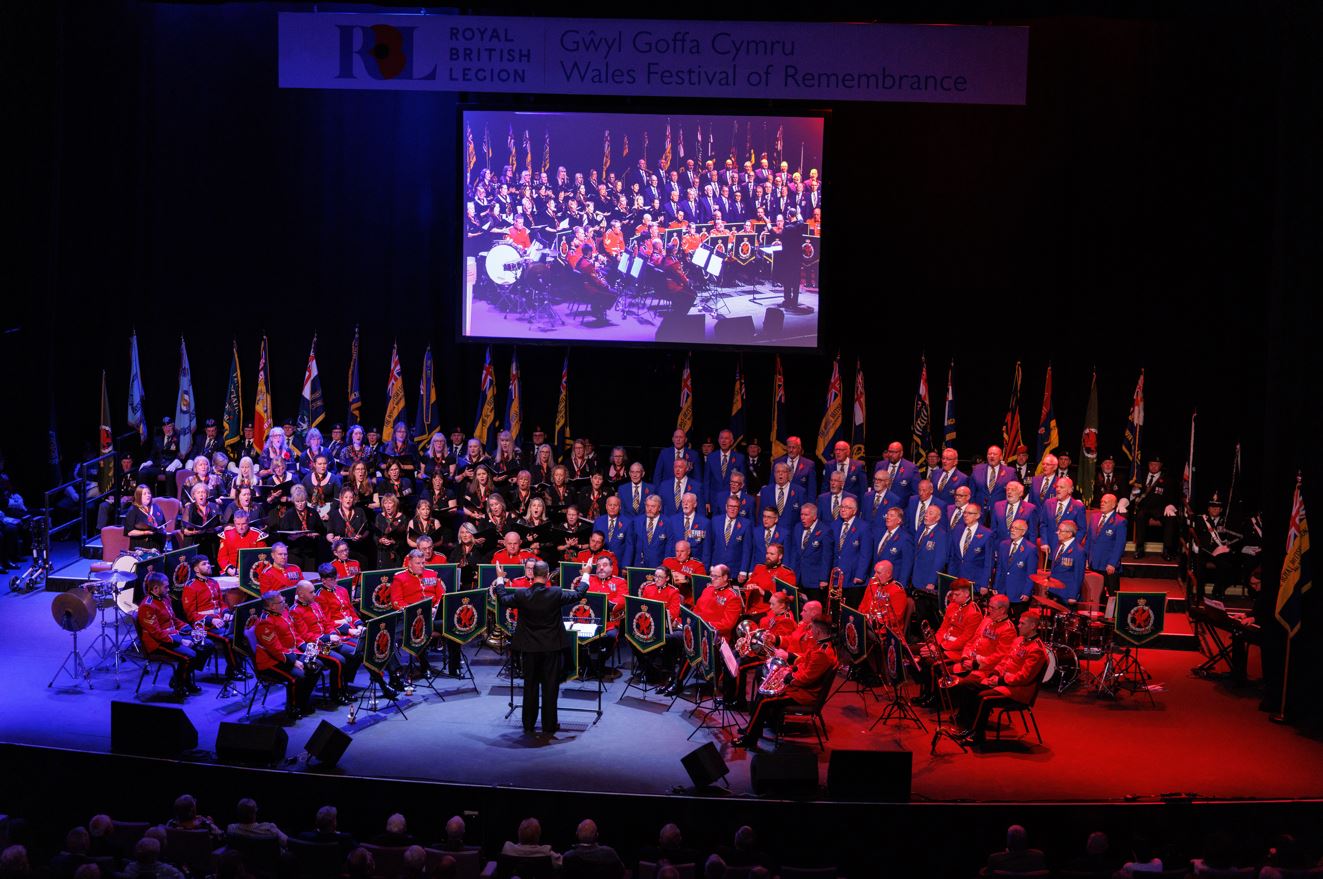 Cardiff Military Wives Choir Caerdydd, Bristol Military Wives Choir ...