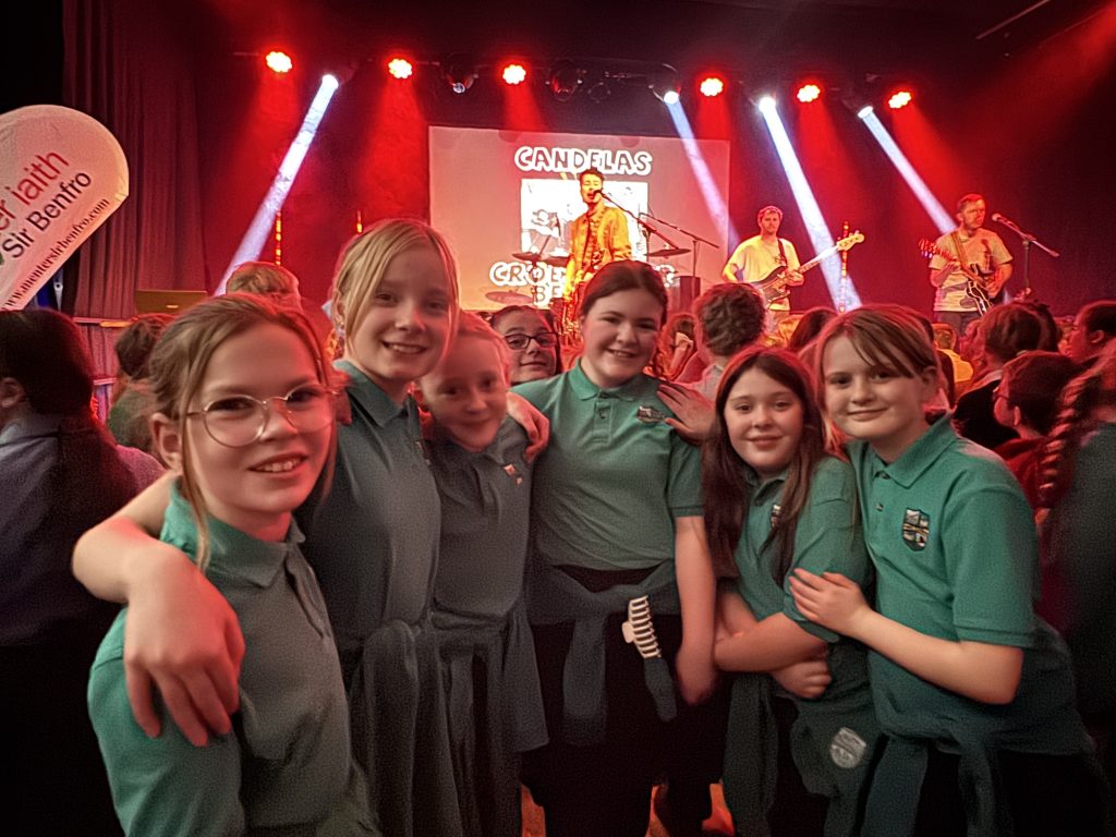 Welsh speakers drop to shocking lowest percentage in eight years – The ...