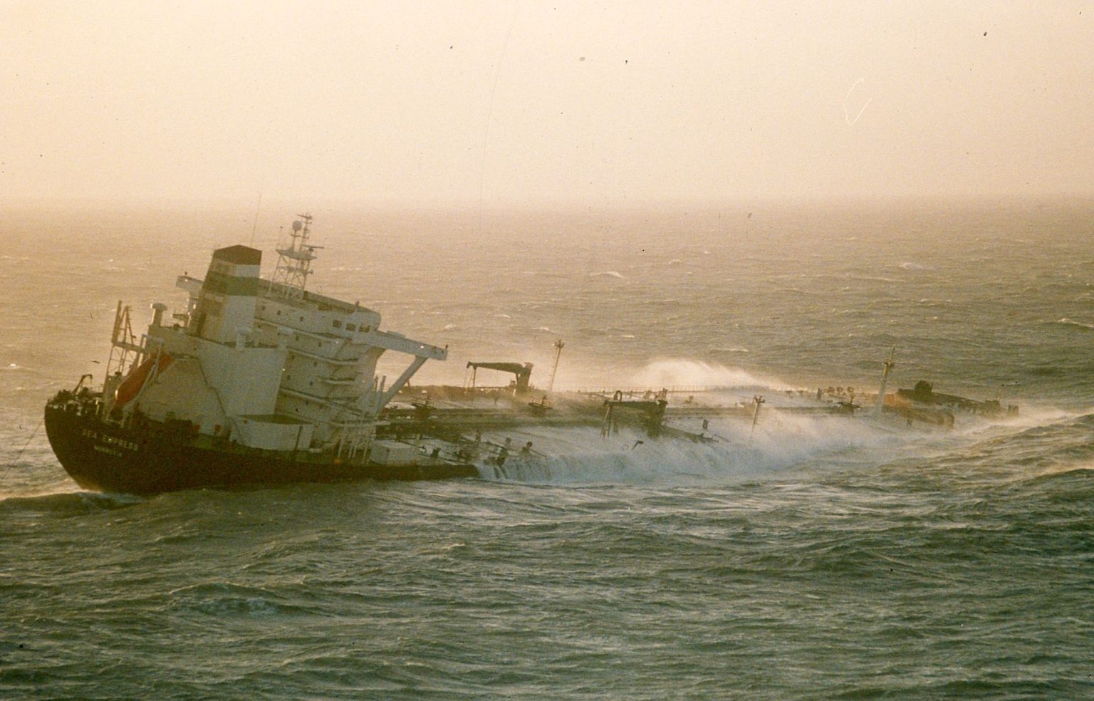 The Sea Empress Disaster: Remembering the catastrophe 29 years on – The ...