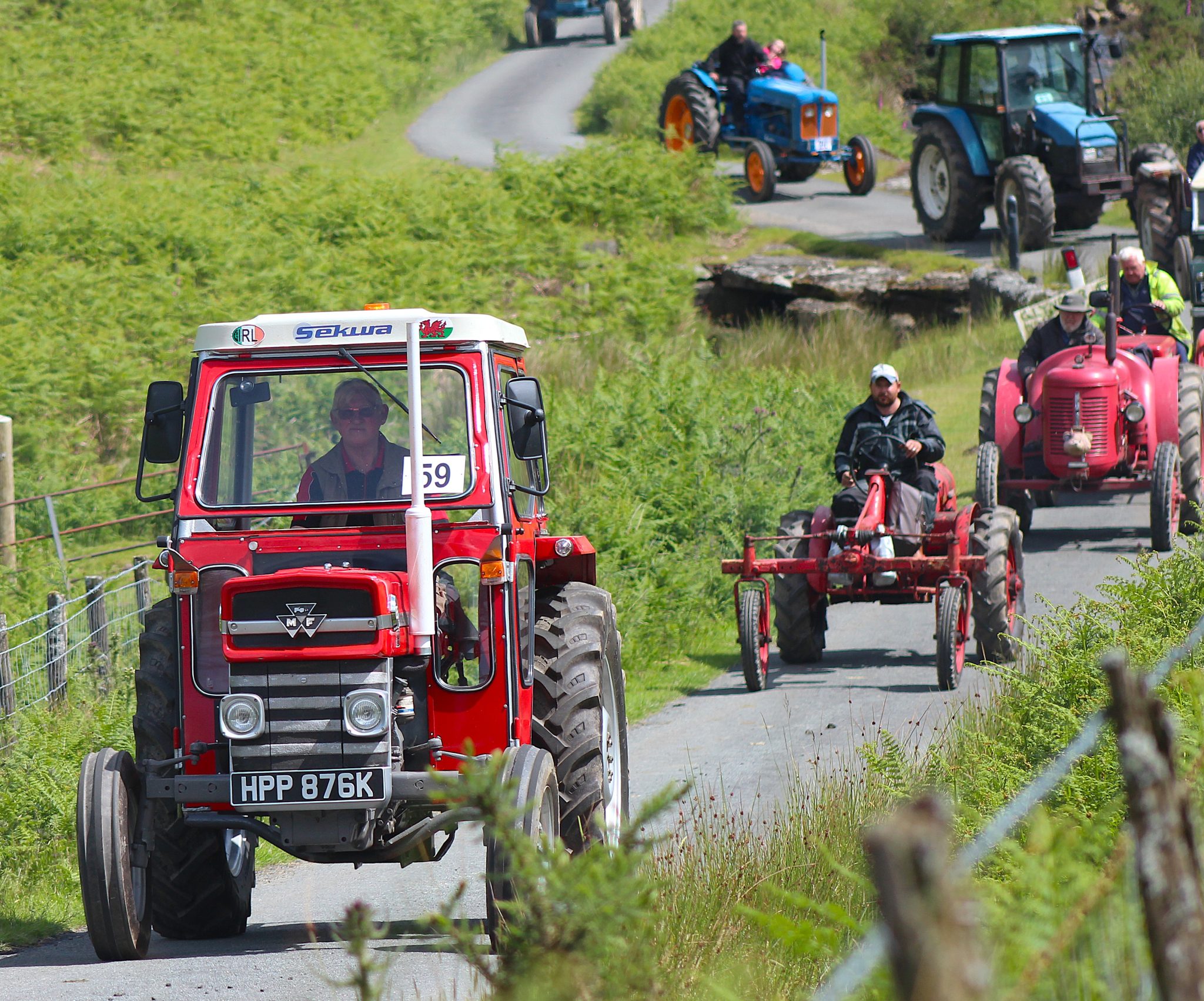 Charity tractor and car run set to raise funds for Macmillan and Paul ...