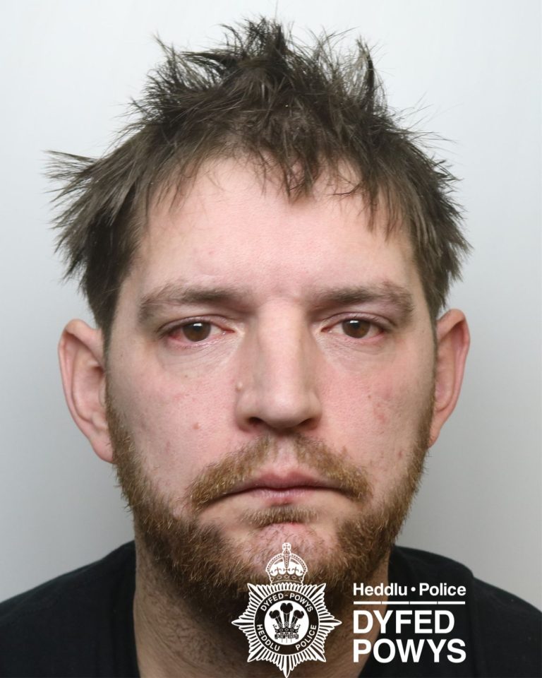 Police appeal to locate wanted man Gareth Edwards – The Pembrokeshire ...
