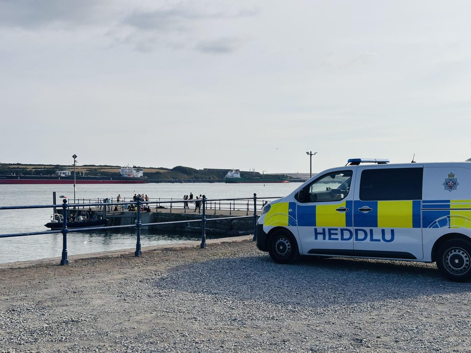 Police called to Hakin Point after complaint about youths jumping into ...