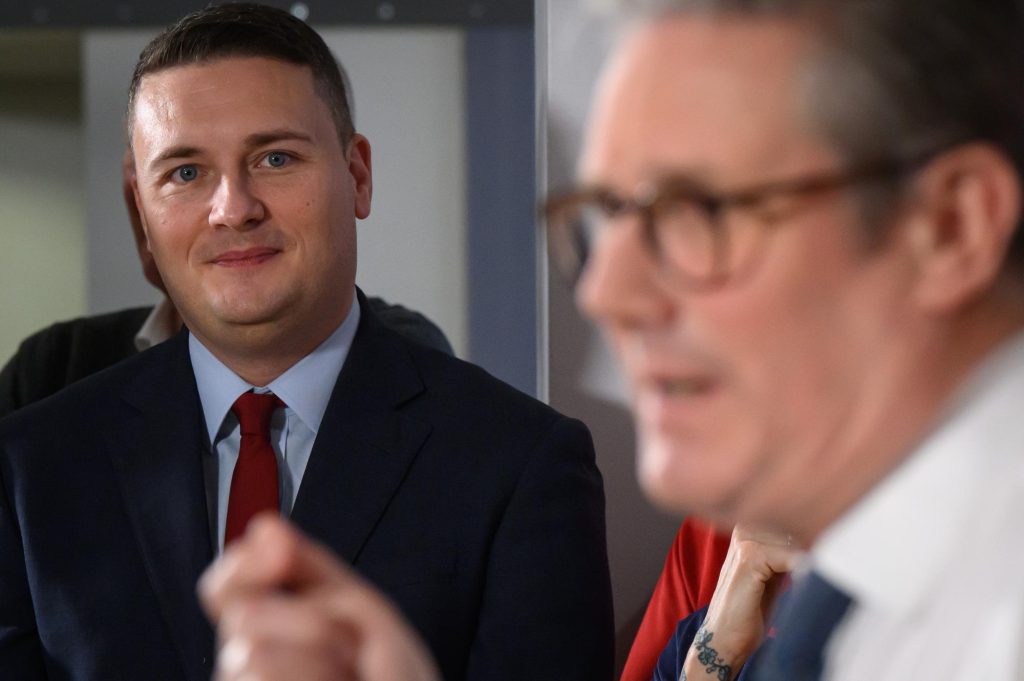 Streeting denies plot to oust Starmer amid Downing Street chaos – The ...