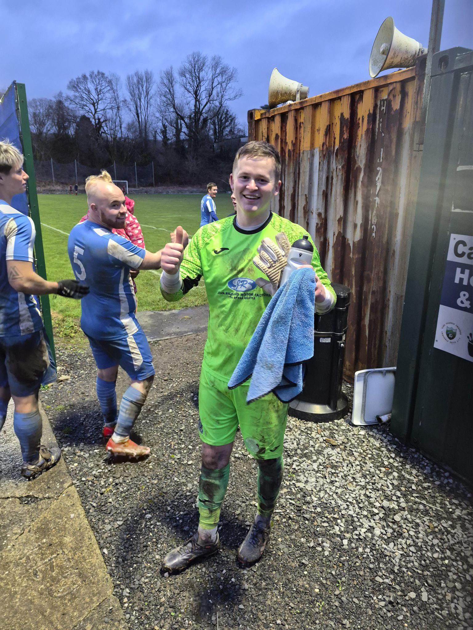 Keeper scores 121st-minute wonder goal before saving two penalties ...