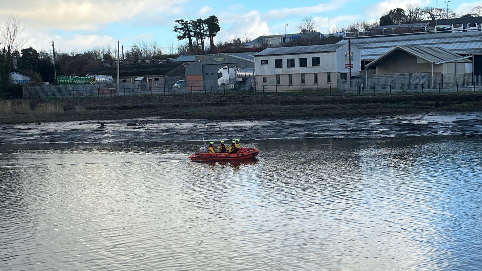 River Teifi search stood down overnight – The Pembrokeshire Herald