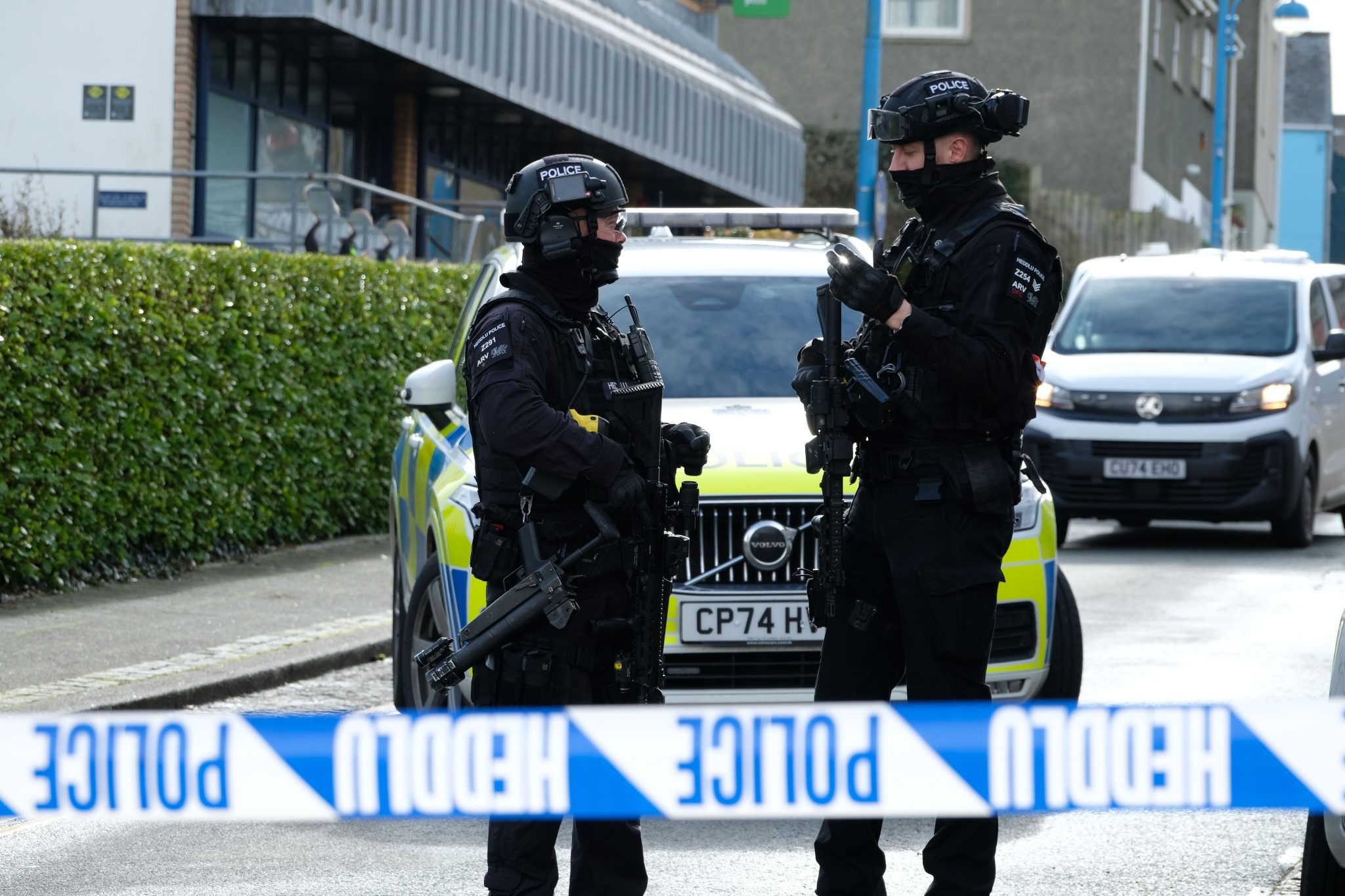 Armed police arrest man after major operation in Pembroke Dock – The ...