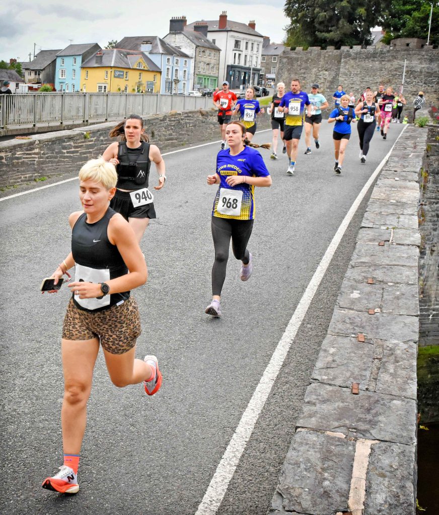 Runners tackle new route in Ras Y Castell 10k – The Pembrokeshire Herald