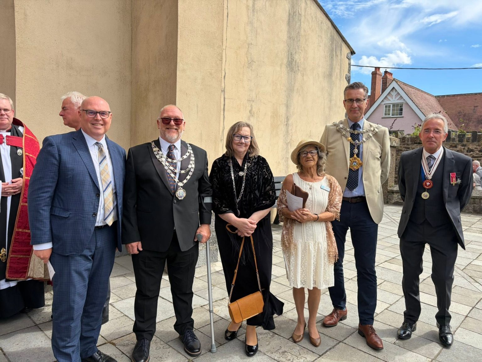 Anger grows over expensive plans to close and divert Newgale road – The ...
